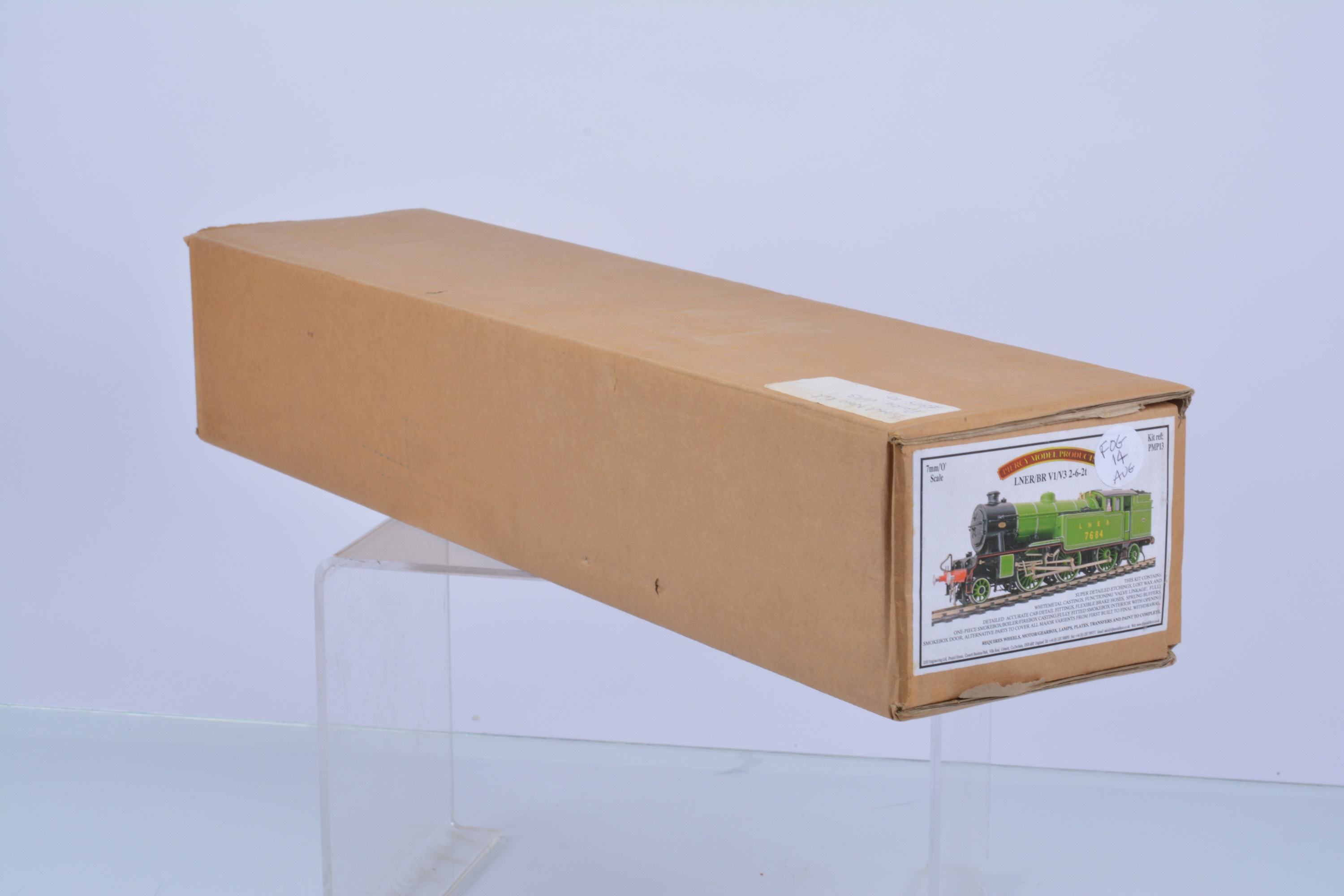 Lot 118 - A Finescale 0 Gauge LNER/BR Gresley V1/V3