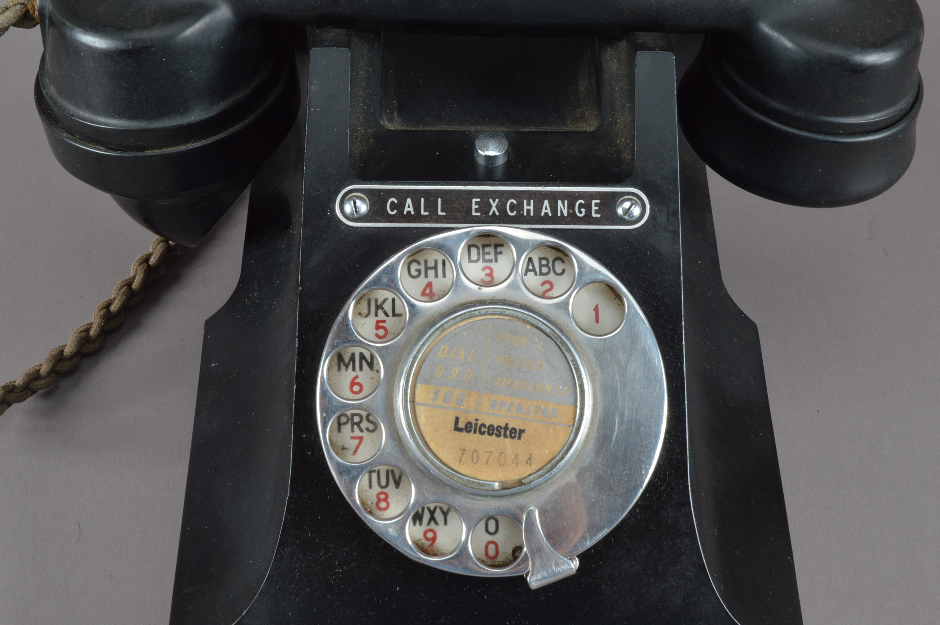 Lot 185 - A 1950's Bakelite telephone,