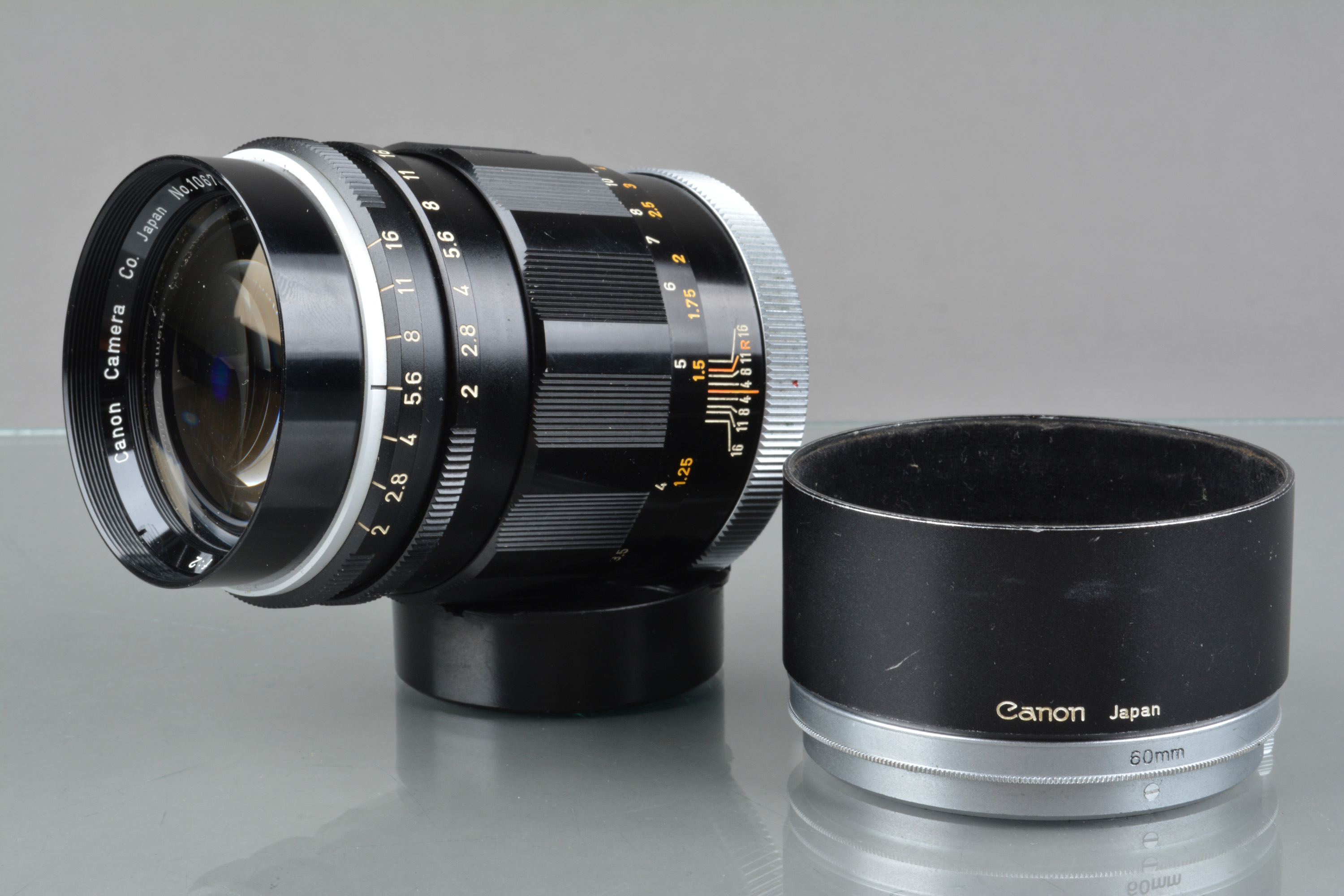 Lot 333 - A Canon Super-Canomatic R 100mm f/2 Lens,