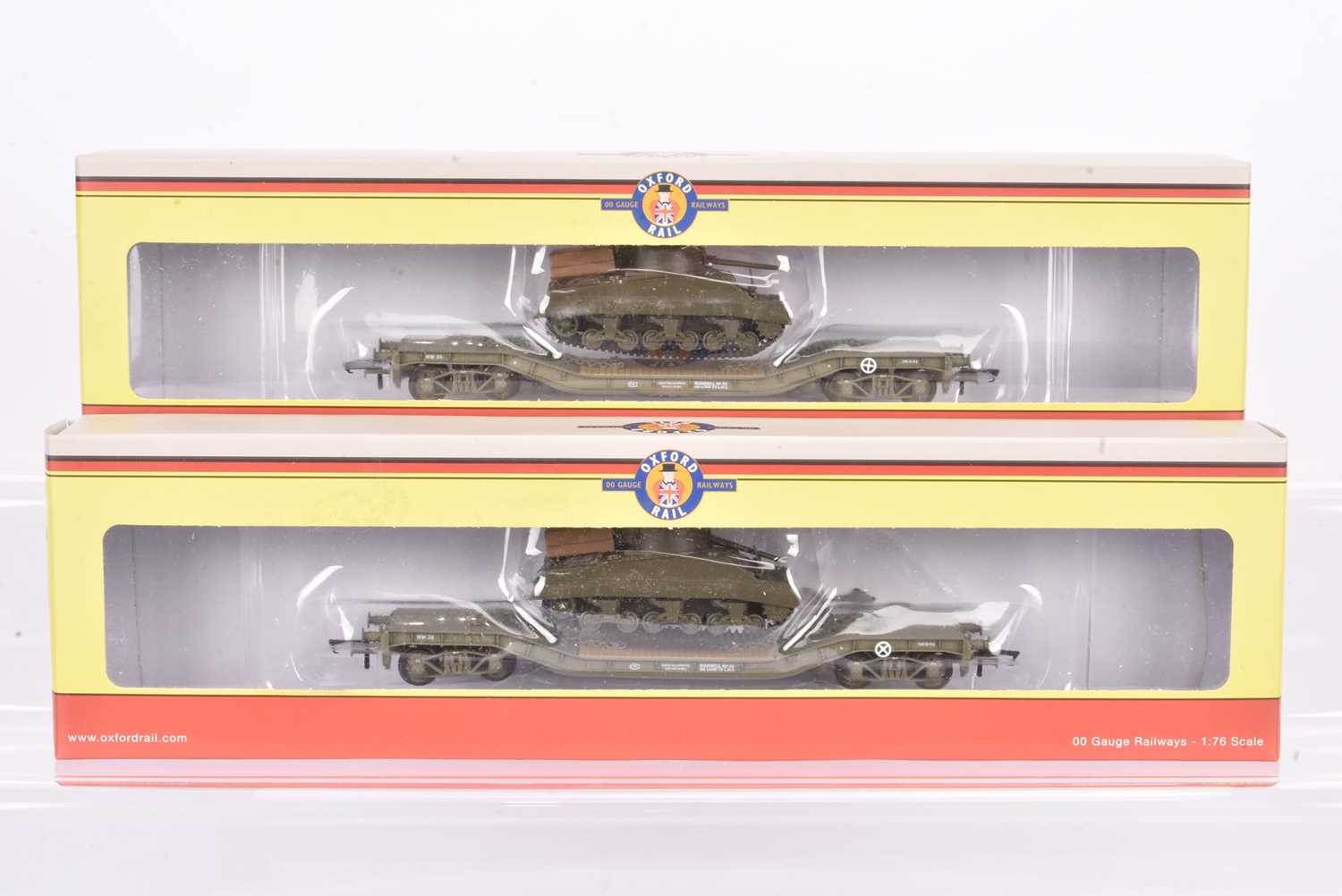 Lot 498 - Pair of Oxford Rail 00 Gauge OR7SWW006