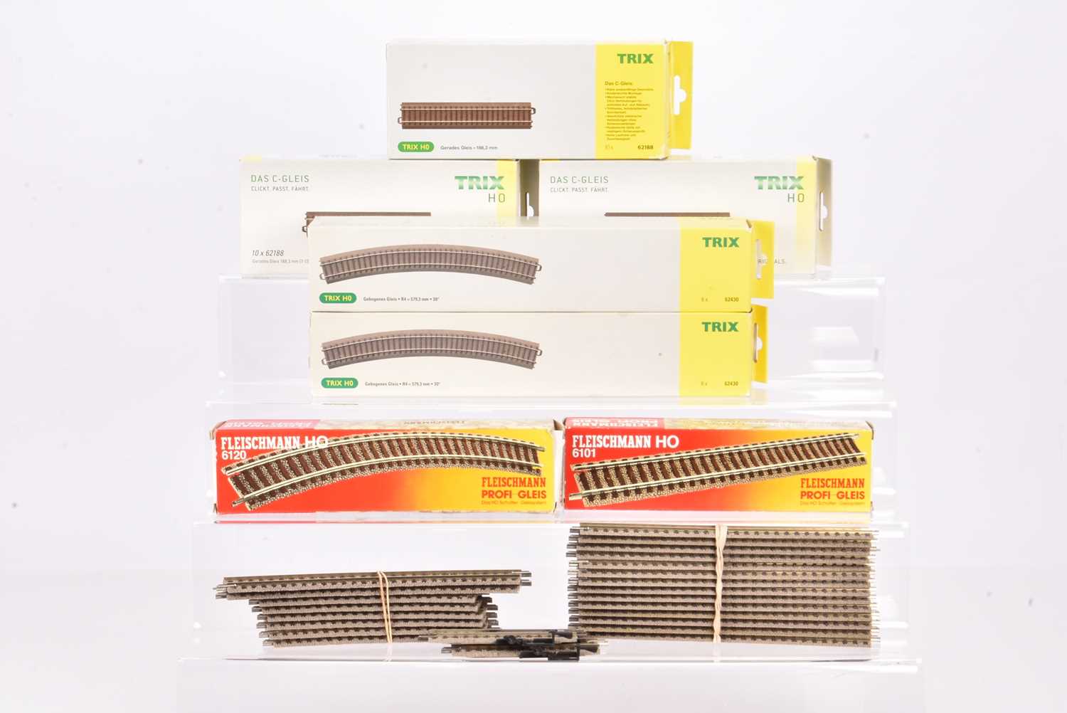 Lot 728 - Trix and Fleischmann HO Gauge Track,