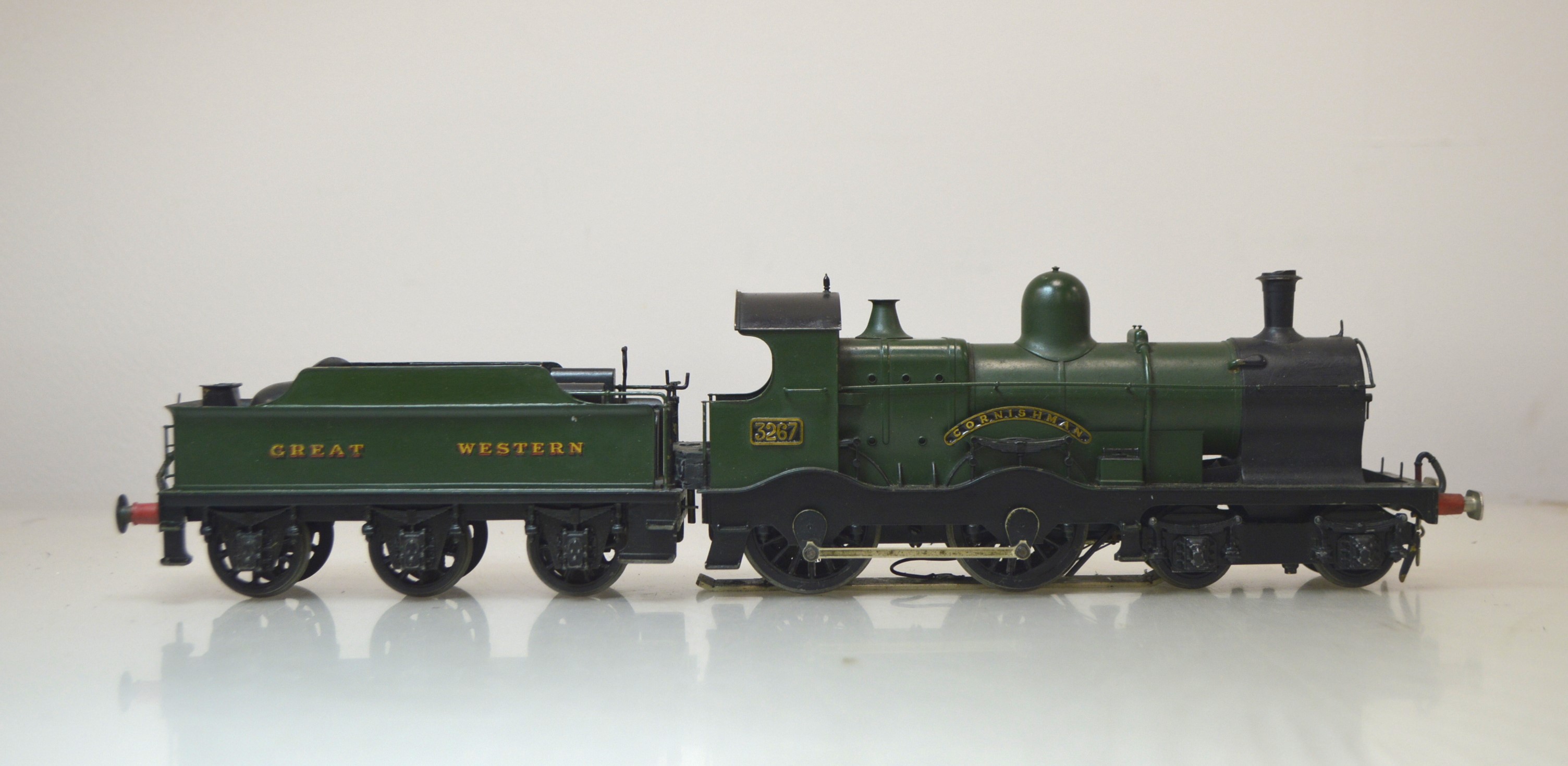 Lot 177 - A (probably) kit-built 0 Gauge 3-rail/stud