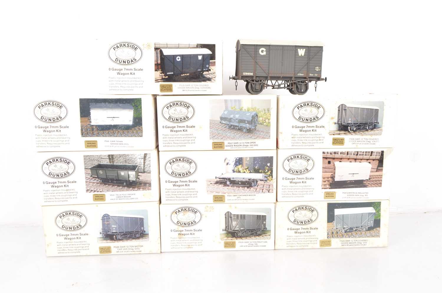 Lot 393 - Parkside Dundas 0 Gauge kitbuilt GWR Wagons