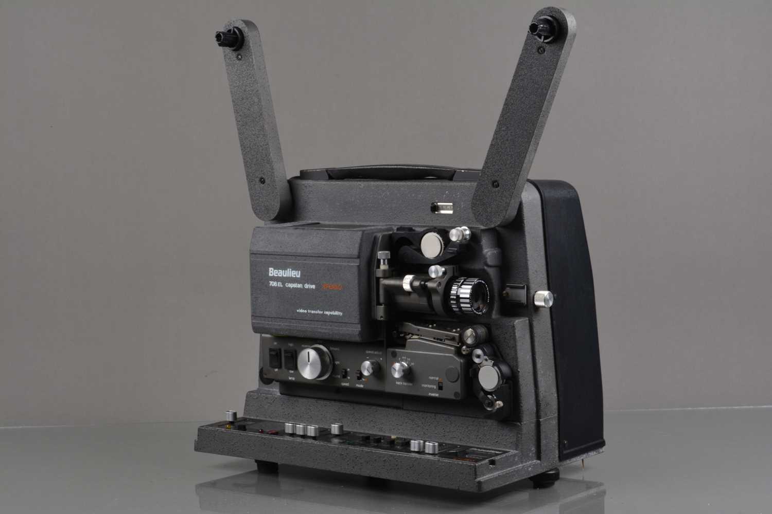 Lot 244 - A Beaulieu 708 EL Stereo Super 8 Sound
