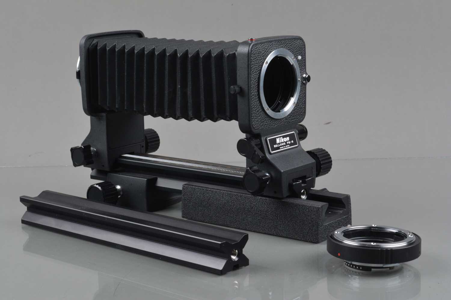 Lot 454 - Nikon PB-6 Focusing Bellows,