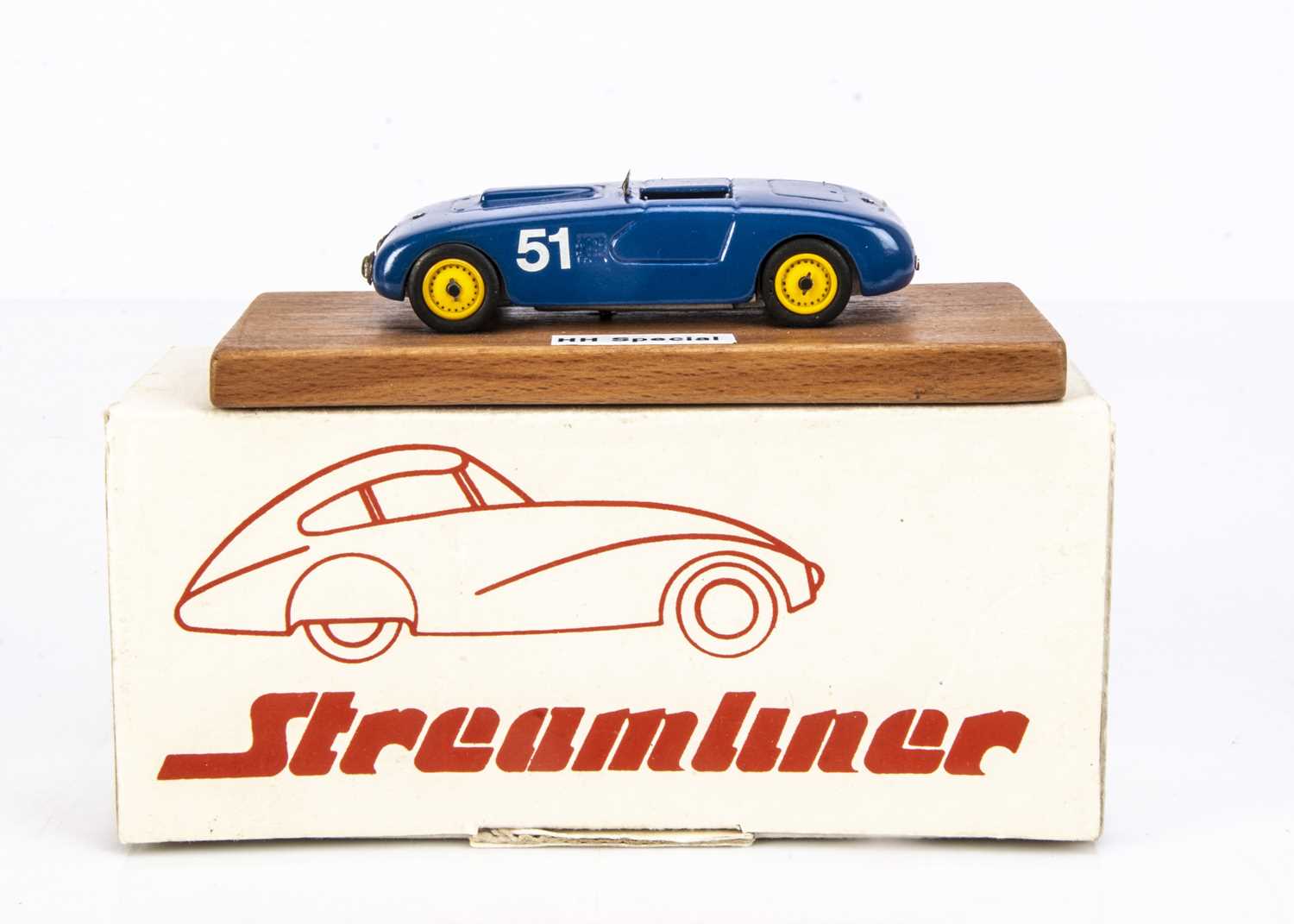 Lot 362 - A Rare BJ Model Streamliner Series 1:43