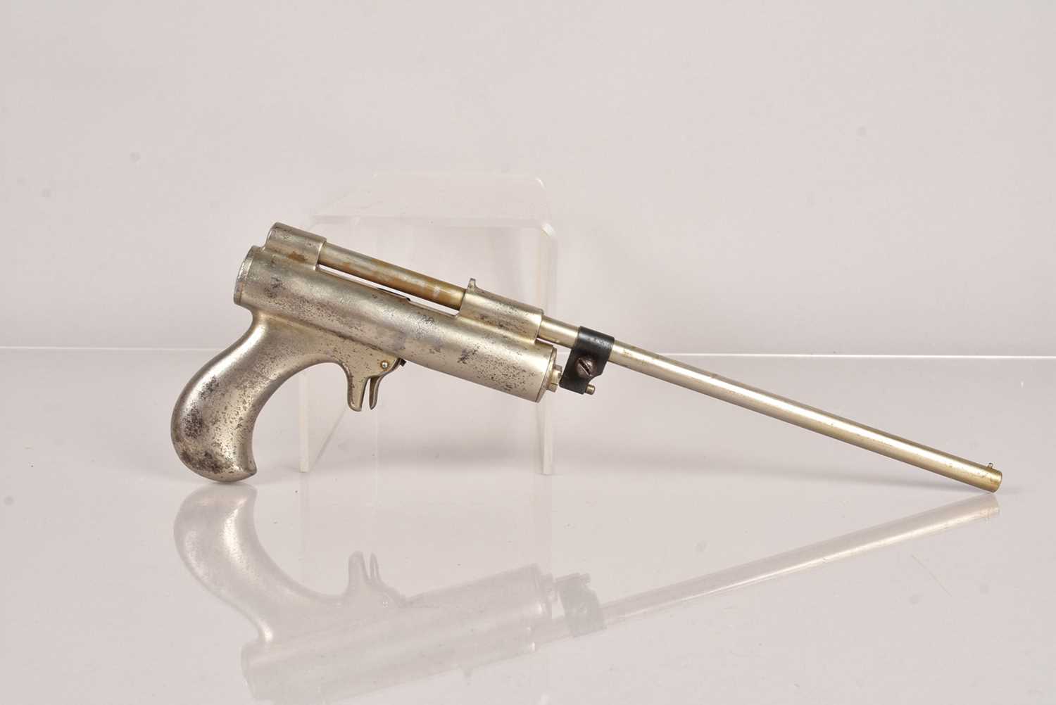 Lot 899 - An American Pope Bros .21 Air Pistol,