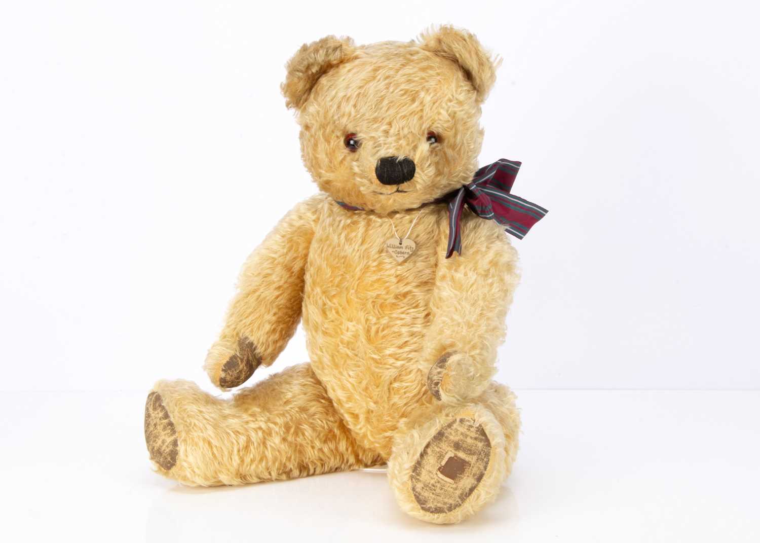 Lot 313 - A post- war Chad Valley teddy bear,
