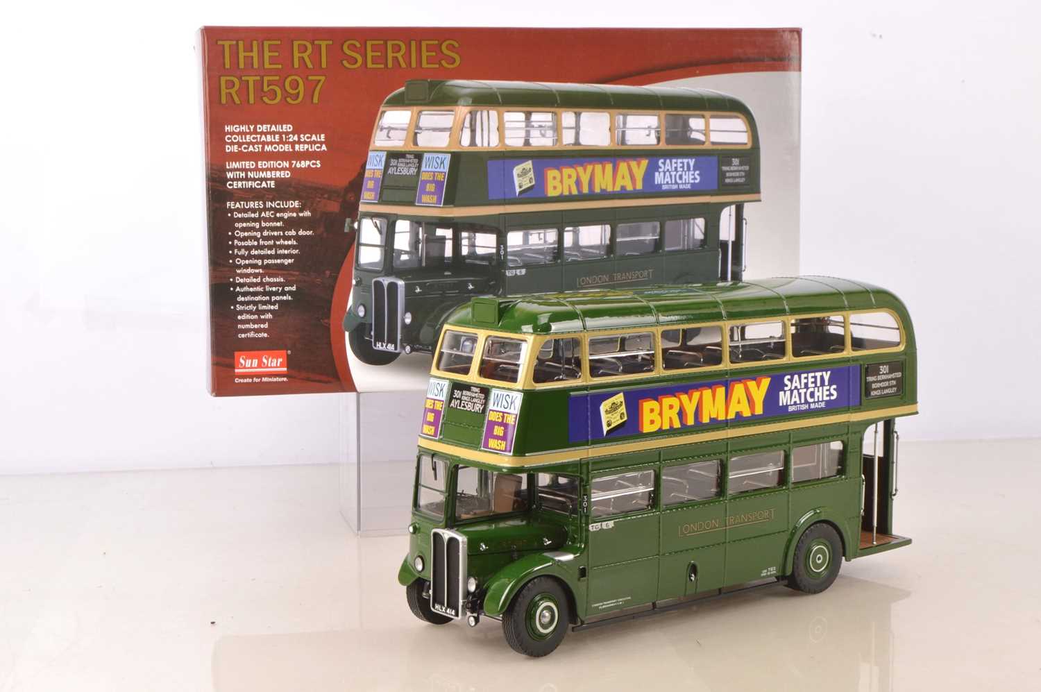 Lot 86 - Sunstar 1:24 Scale Bus,