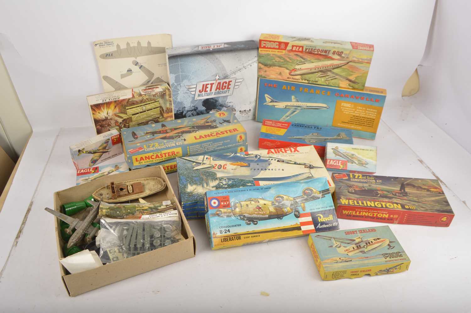 Lot 321 - Early Airfix Eagle and other Plastic kits