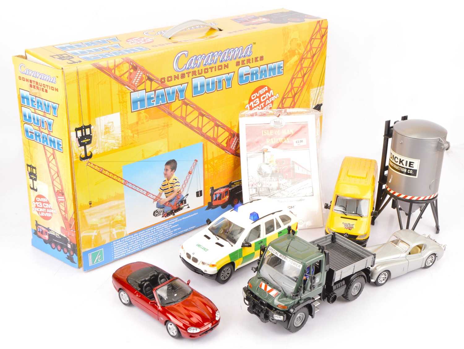 Lot 835 - Large scale various vehicles for Garden