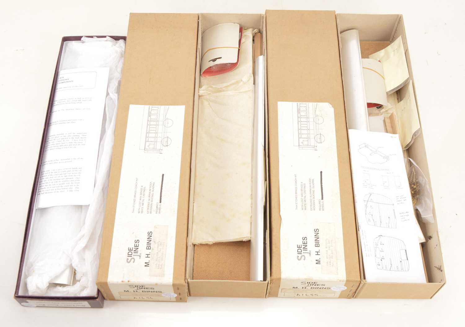 Lot 292 - Sidelines 0 Gauge coach kits