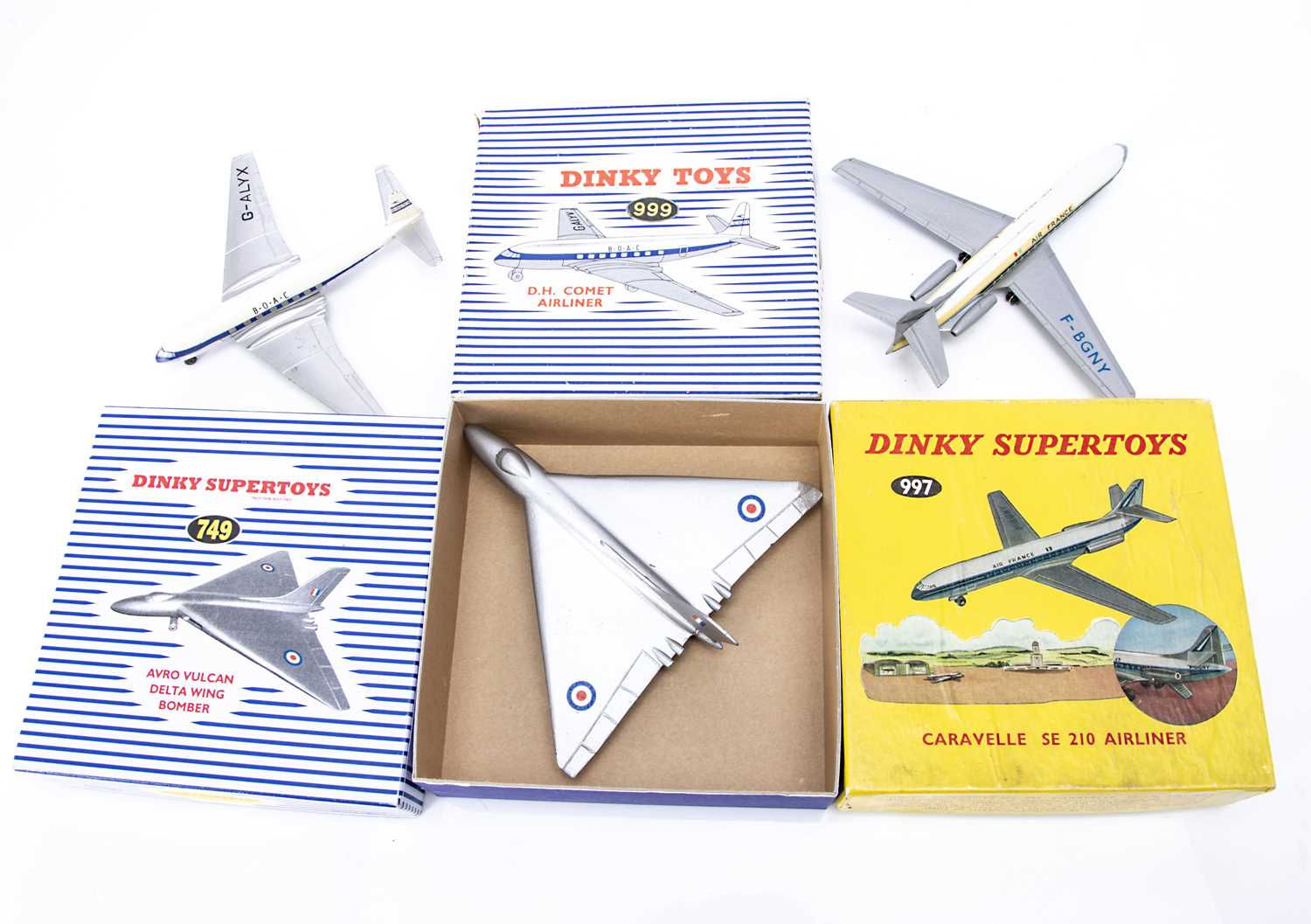 Lot 150 - Dinky Toy Aircraft,