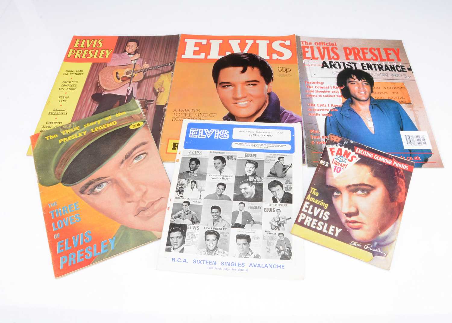 Lot 582 - Elvis Presley Magazines,