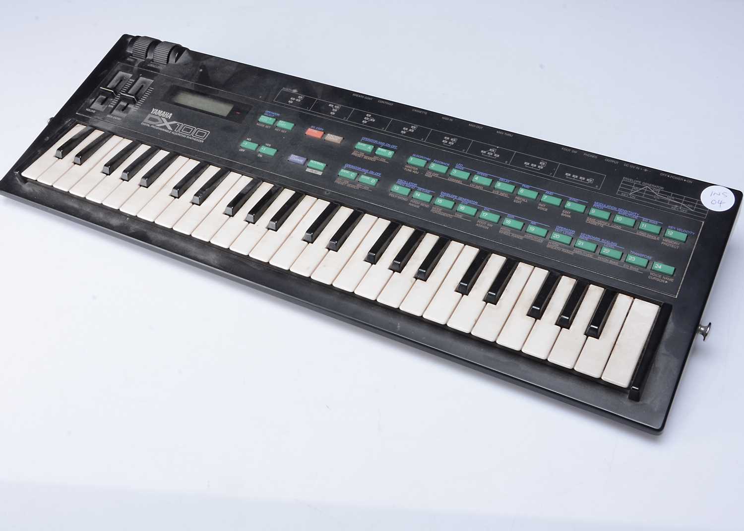 Lot 773 - Yamaha Synthesiser,