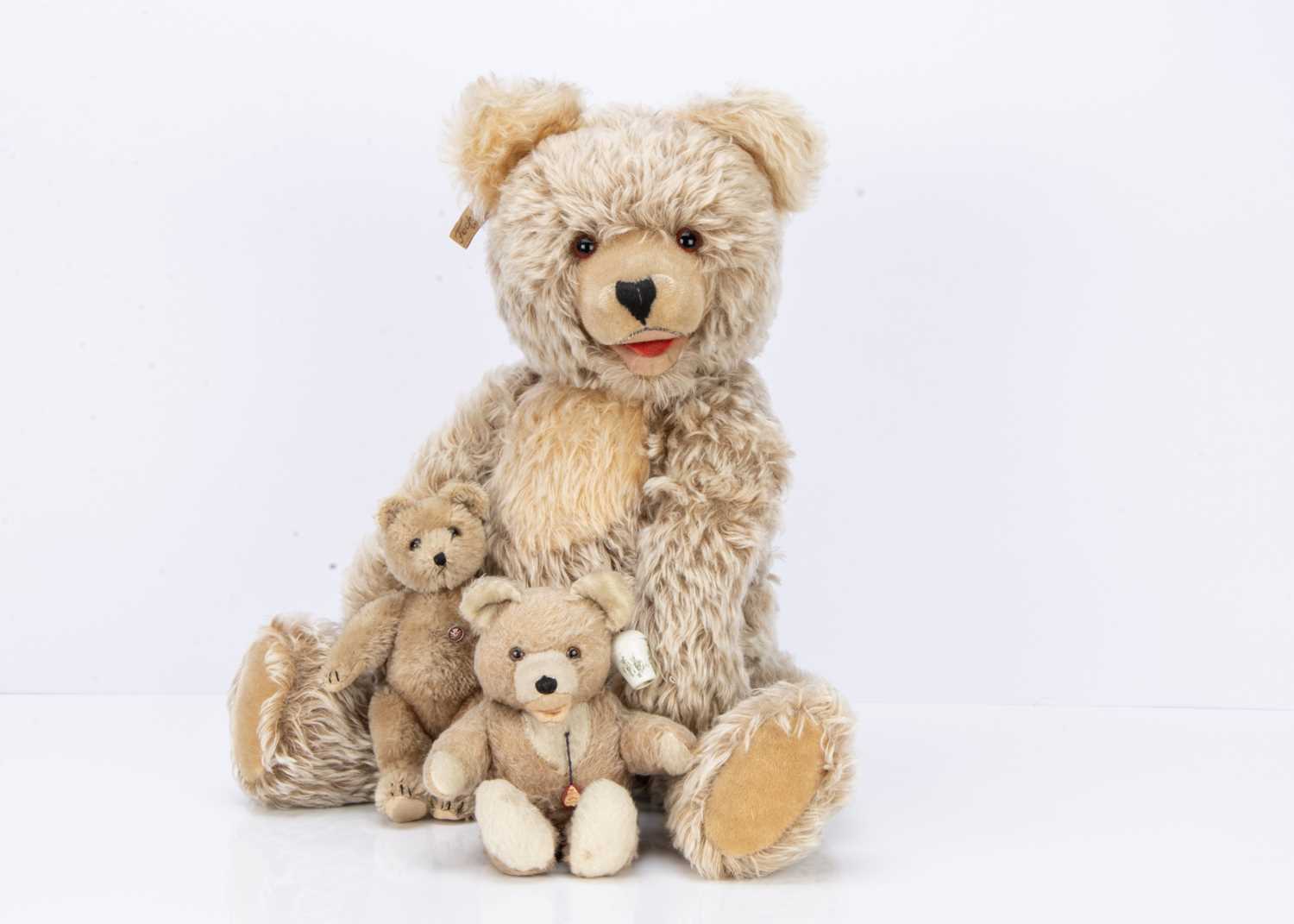 Lot 95 - Three post-war Continental teddy bears with