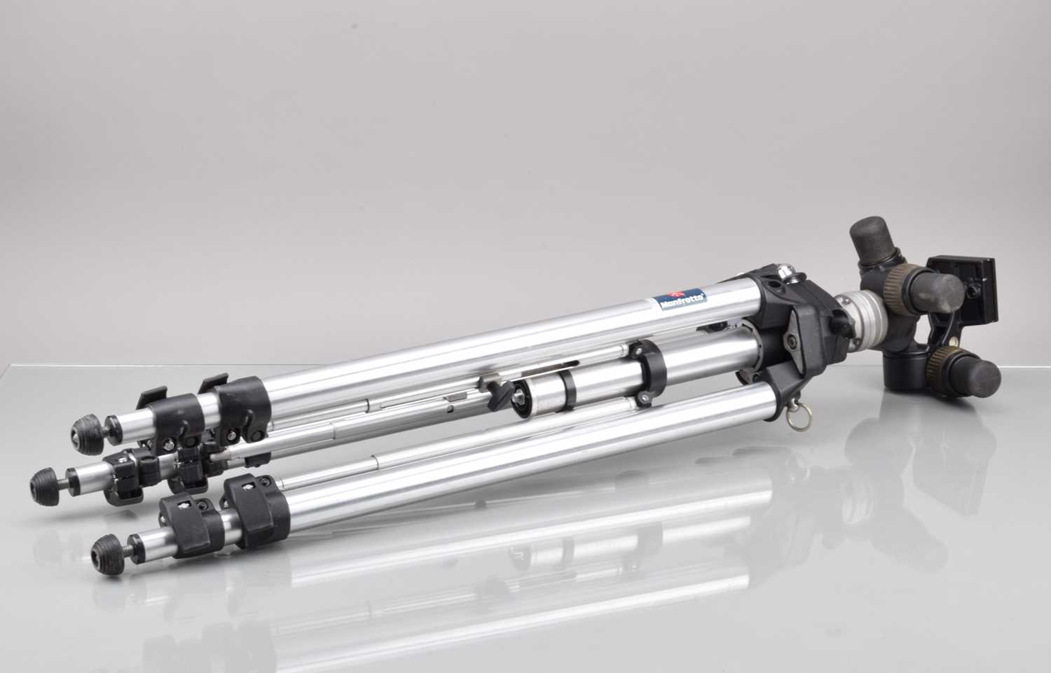 Lot 133 - A Manfrotto 475 Tripod,