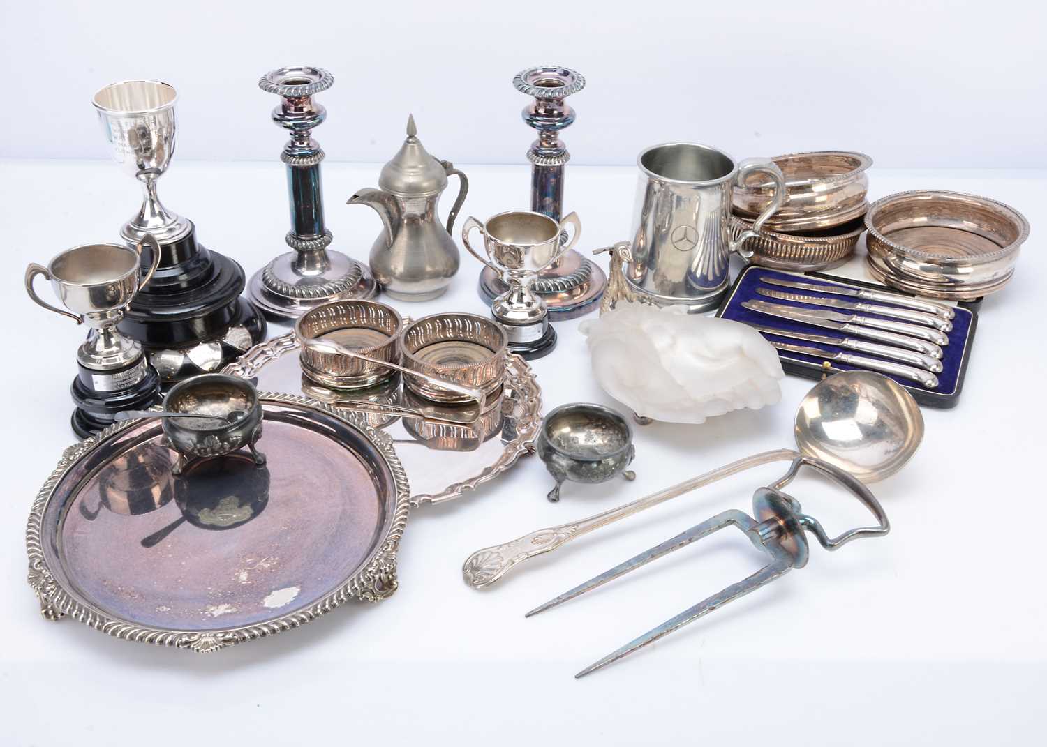Lot 439 - A large collection of silver plated items,