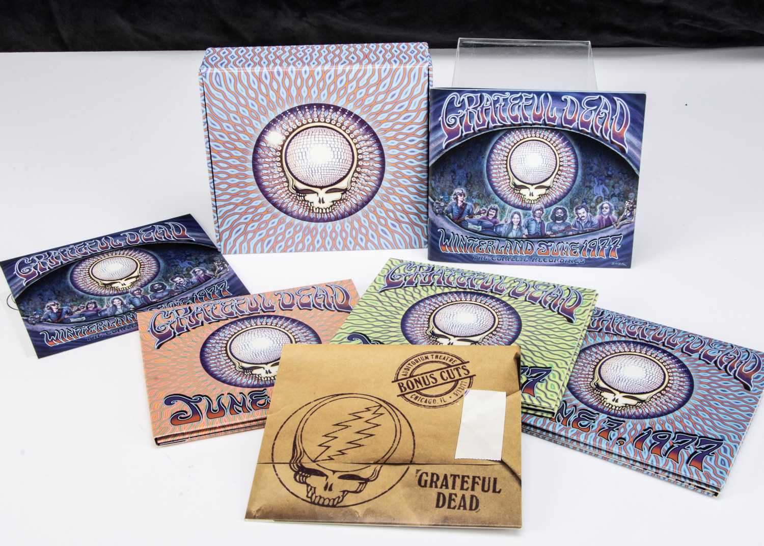 Lot 298 - Grateful Dead CD Box Set,