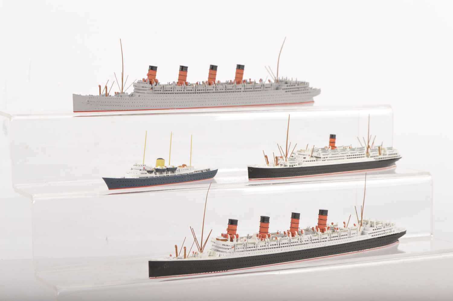Lot 491 - Albatross Waterline Ship Models (4),