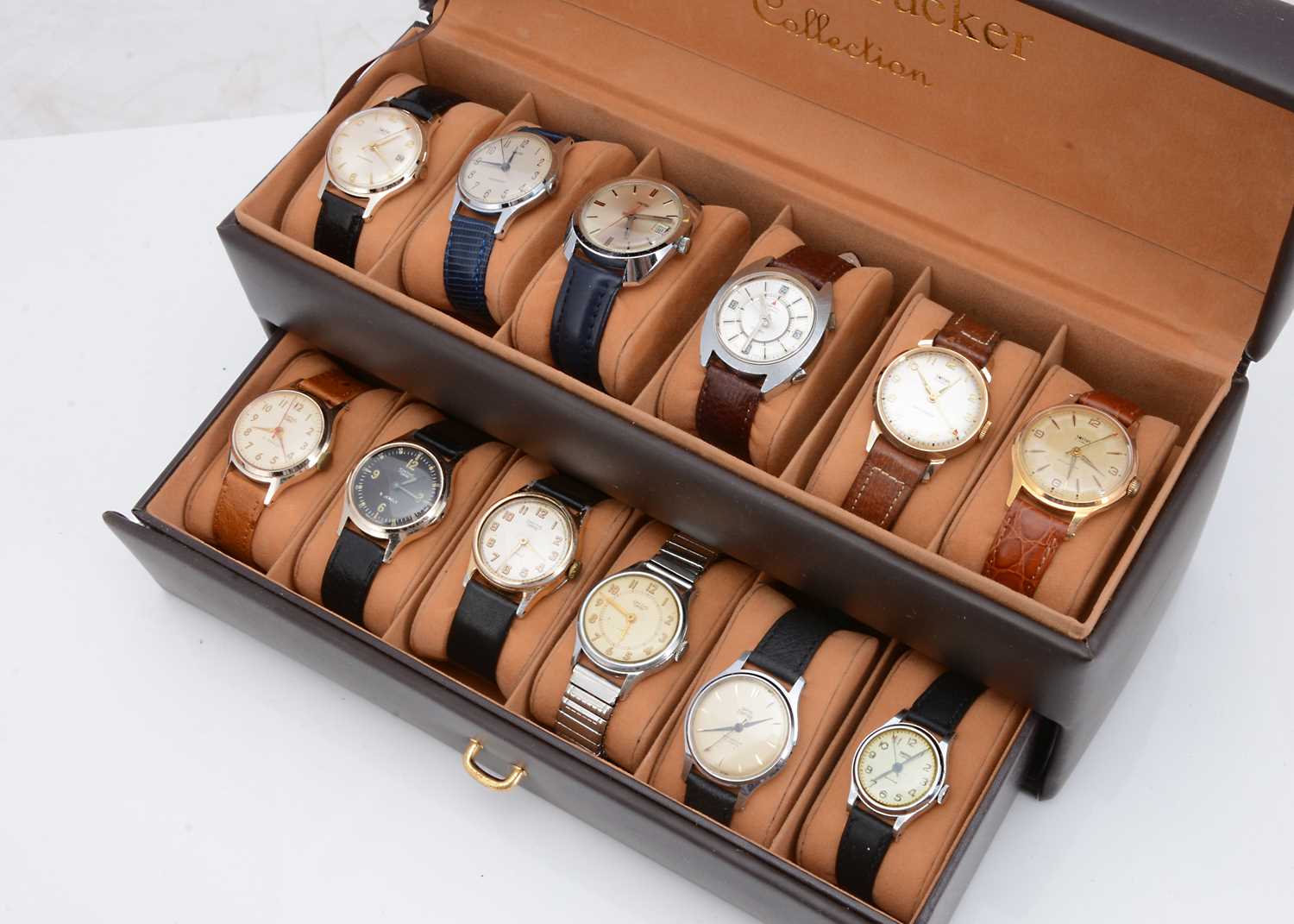 Lot 217 - Twelve 1950s and 1960s Smiths wristwatches,