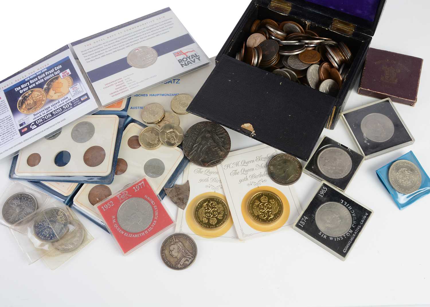 Lot 101 - A small collection of British coinage,