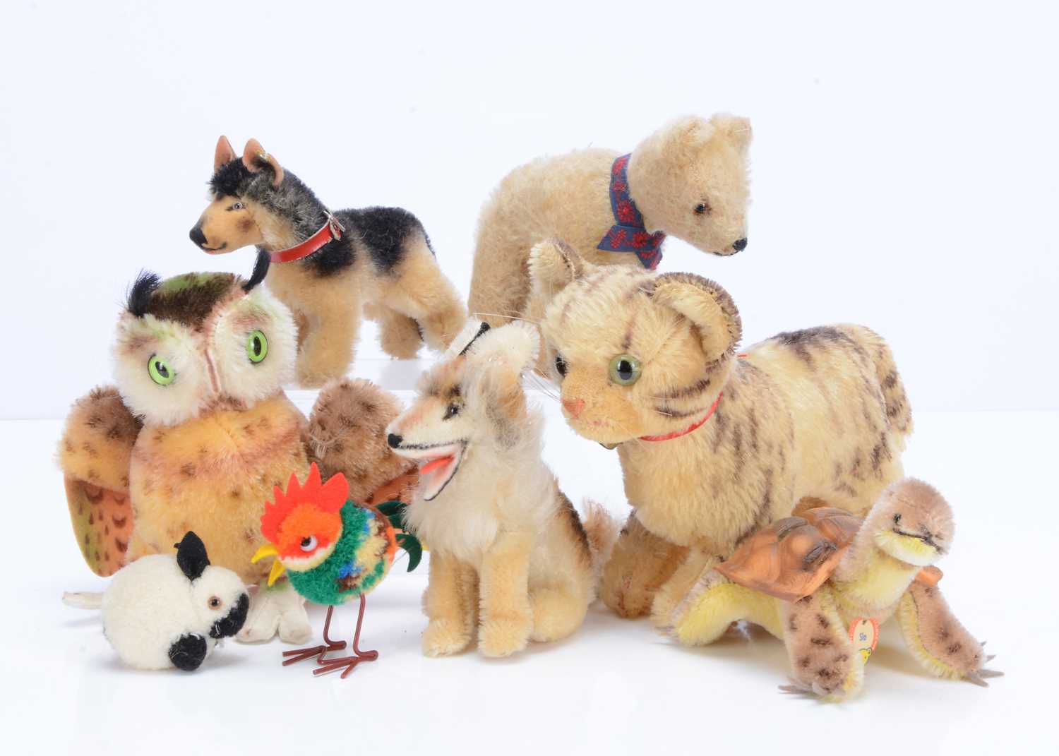 Lot 200 - Eight post-war Steiff animals,