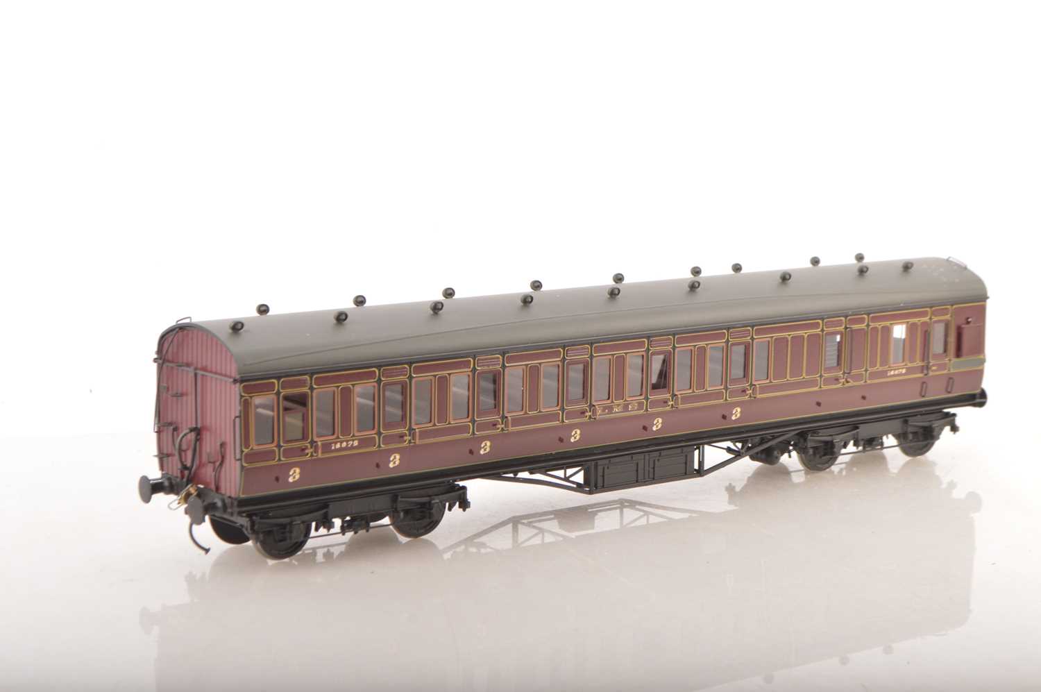 Lot 958 - Side Lines I Willets scale models Kit built