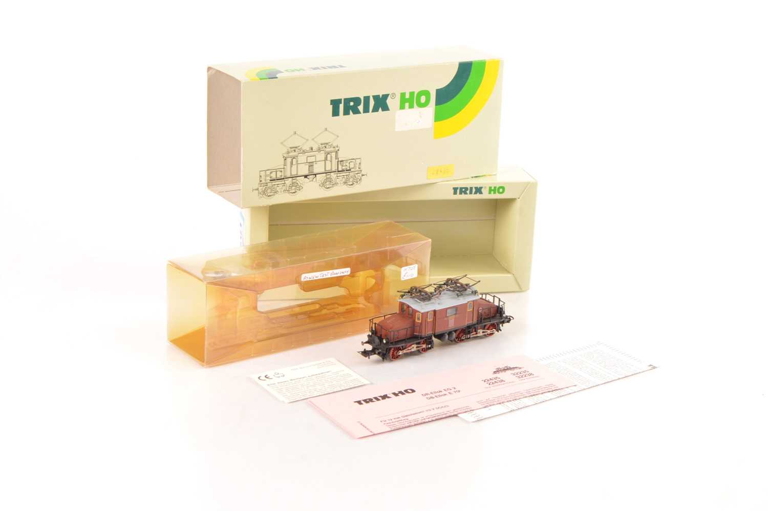 Lot 377 - Trix HO Gauge 22435 DR red oxide Ellok