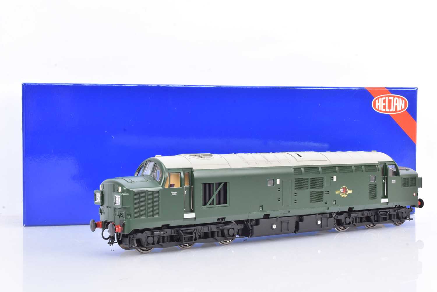 Lot 540 - Heljan Tower Models 0 Gauge BR green Class