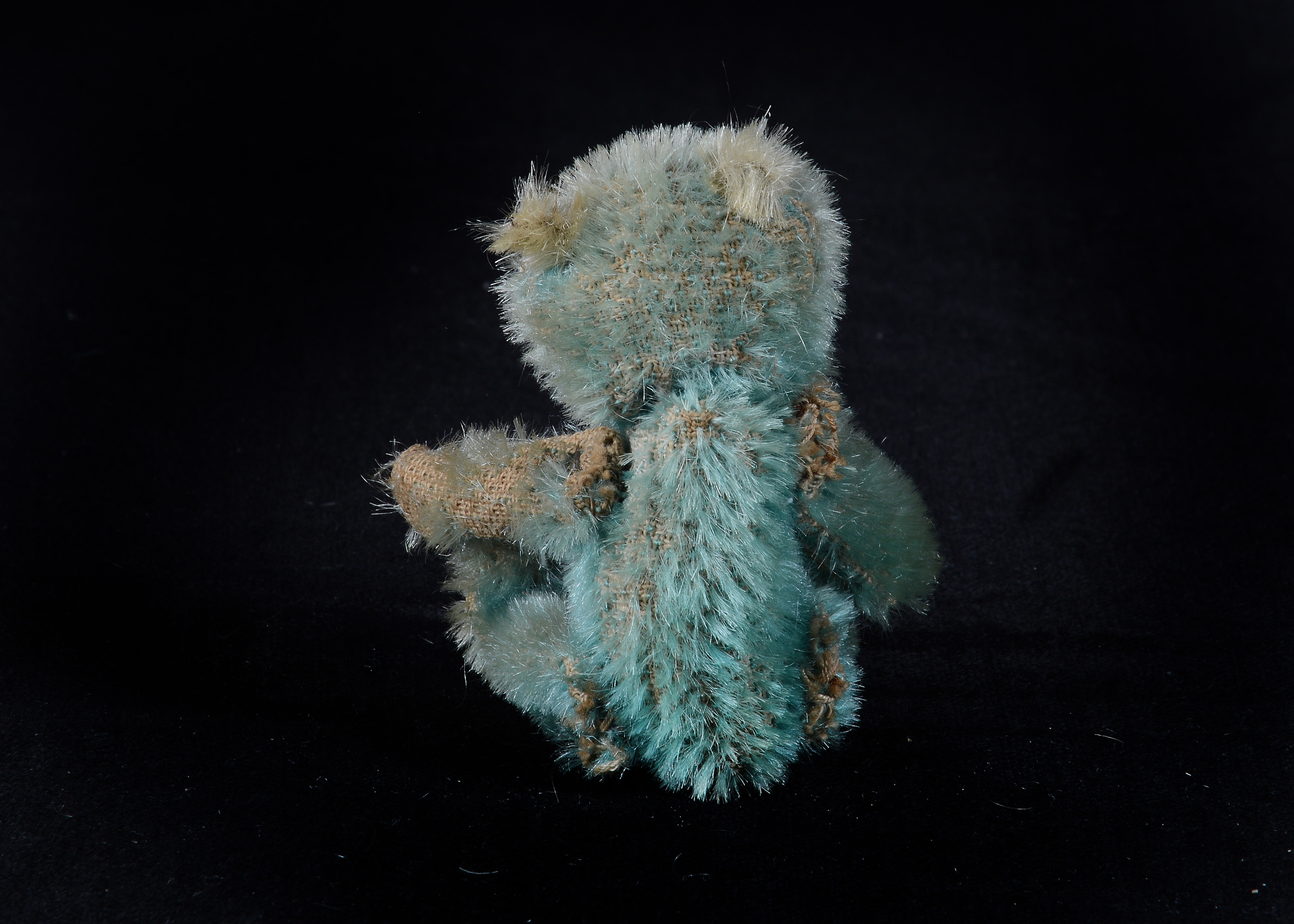 Lot 136 - A rare Farnell 1st World War ‘soldier’ blue