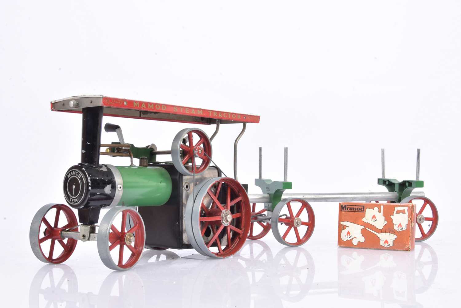 Lot 1061 - Mamod Live Steam TE1A Traction Engine and