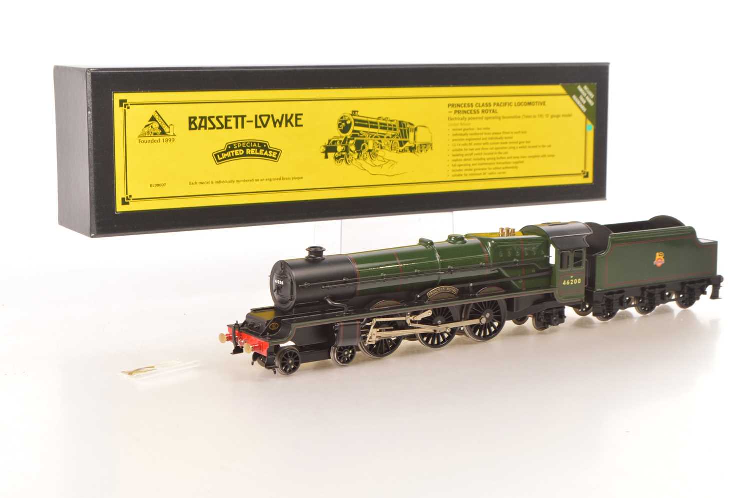 Lot 559 - Corgi/ Bassett Lowke 0 Gauge Modern issue